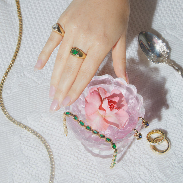 EMERALD CUT DOME RING – VADA